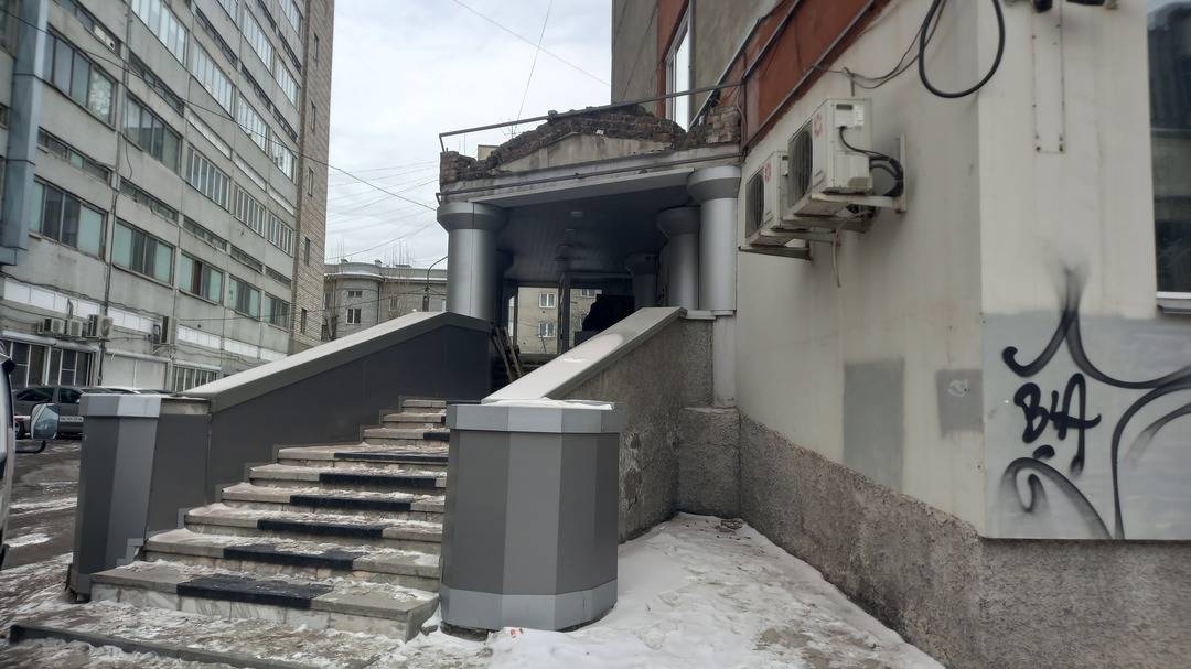 Аренда офисно-торгового помещения на Красной Армии 3