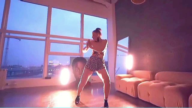 Братья Егоровы feat. ТУ-134 - Мишка