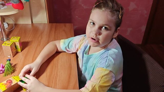 Распаковка шара ЛОЛ питомцы и 5 боксов с лошадками Фрэш тойз И-го-го.