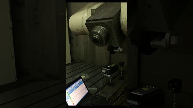 Измерение эксцентриковой оси вращения с помощью интерферометра Chotest SJ6000