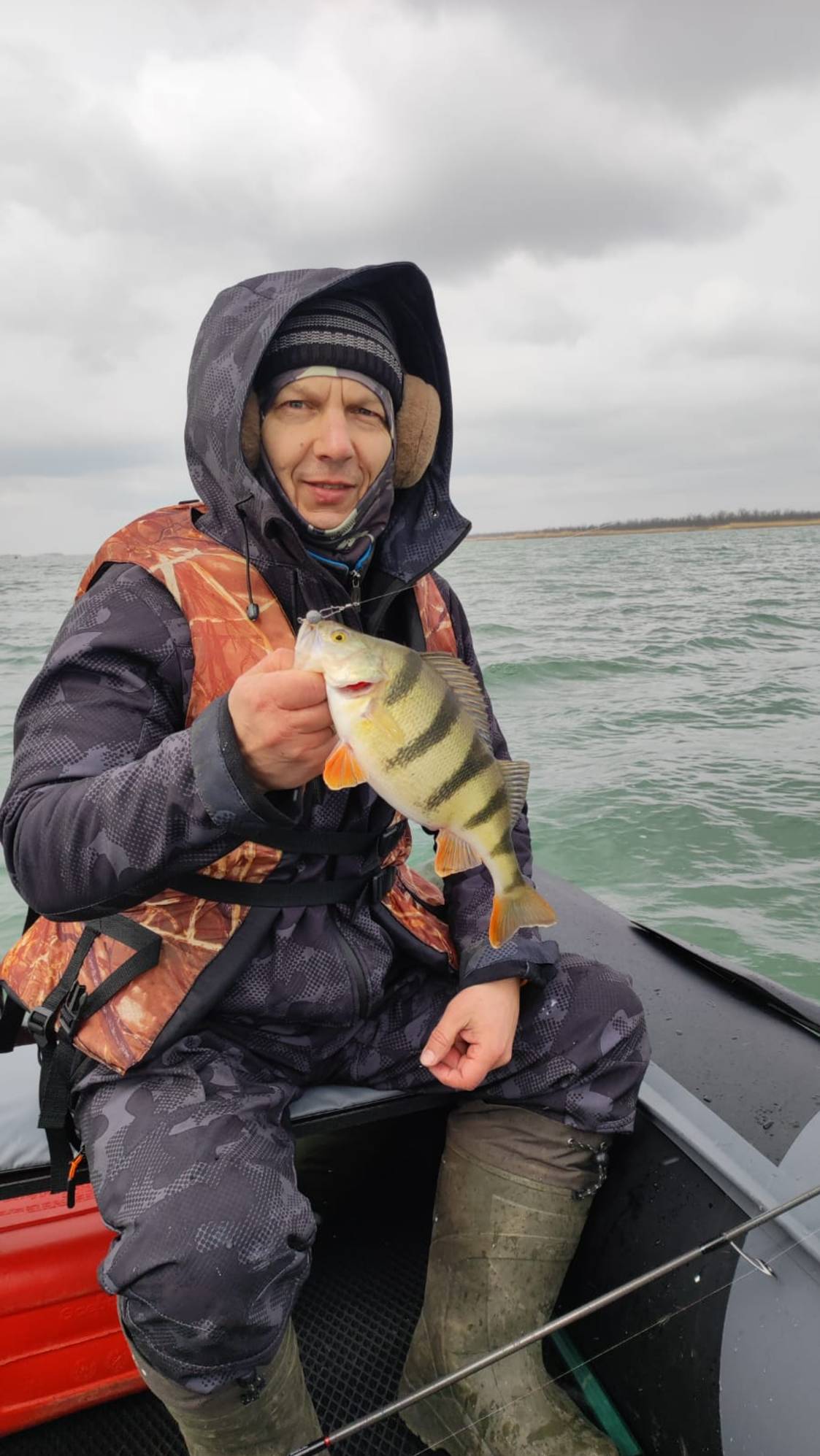 Открытие рыболовного сезона. Хороший ОКУНЬ. ВЕСЕЛОВСКОЕ водохранилище