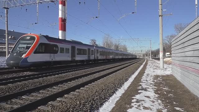 Электропоезд ЭГЭ2Тв-028 "Иволга 4.0" (аренда ЦППК) приг. поезд № 7365/7366 Зеленоград - Ипподром.