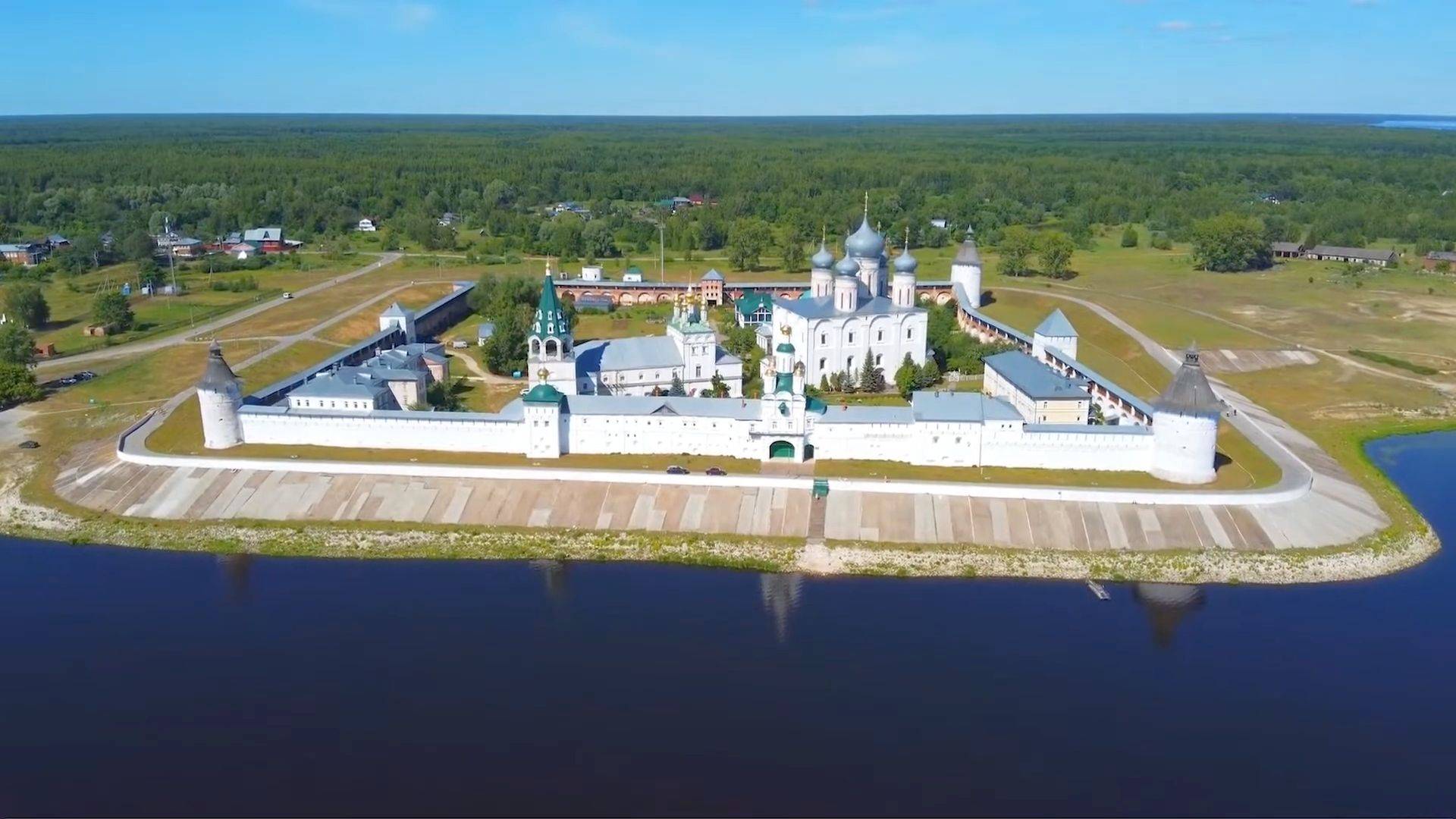 База отдыха «Щукино»: экскурсия в Макарьевский монастырь