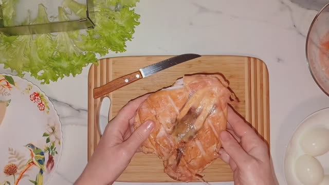 КУРОЧКА ПОД КАЙФОМ. Очень вкусный салат.