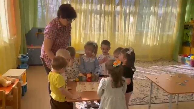 Квест-игра «Волшебный клубочек» в младшей группе