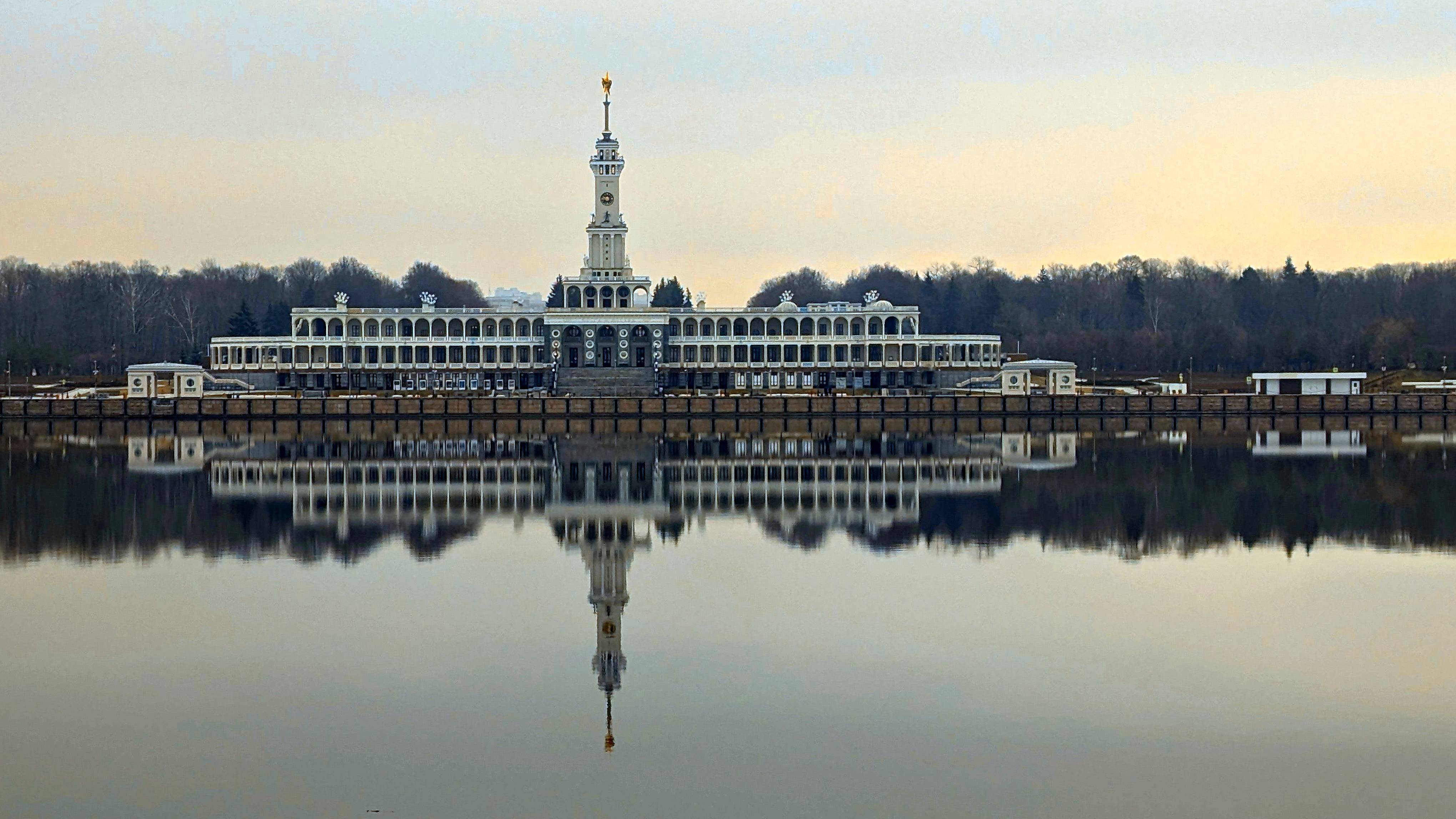 Химкинское водохранилище. Открытая вода. 26.03.2025