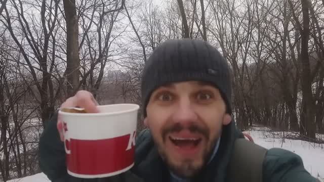 KFC, УЛИЧНЫЙ СУПЕР ОБЖОР НА БАСКЕТ КАРТОФЕЛЬ ФРИ, ДЕГУСТИРУЮ МИСТЕР ЛИС ЯБЛОЧНЫЙ СИДР