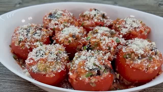 Помидоры, фаршированные овощами и запеченные_ простое и вкусное блюдо полюбилось всем нам