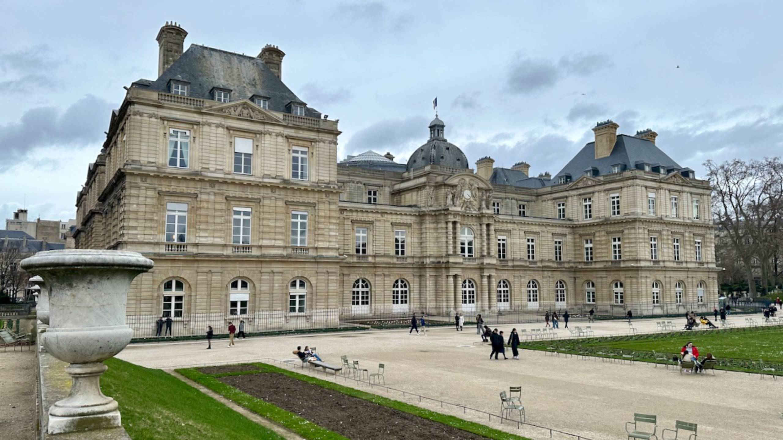 Топовые дворцы и площади Парижа