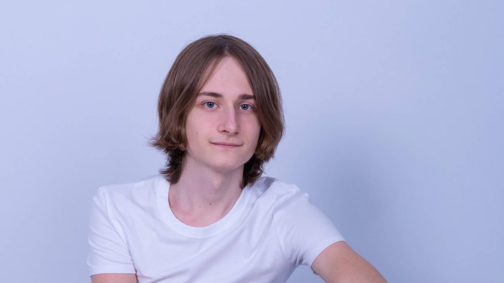 Михаил Агров 18 лет