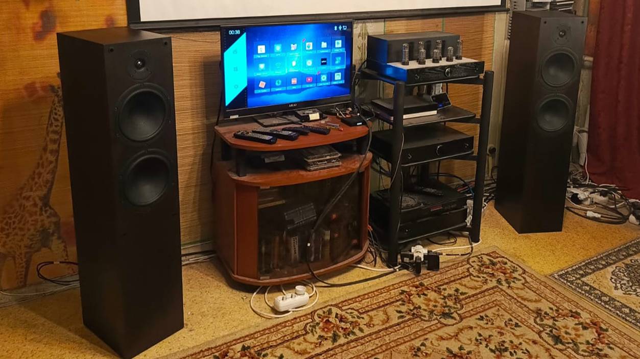 Первый простой способ записи. Rammstein - Deutschland-I воспроизводится с помощью АС F-2020-25.