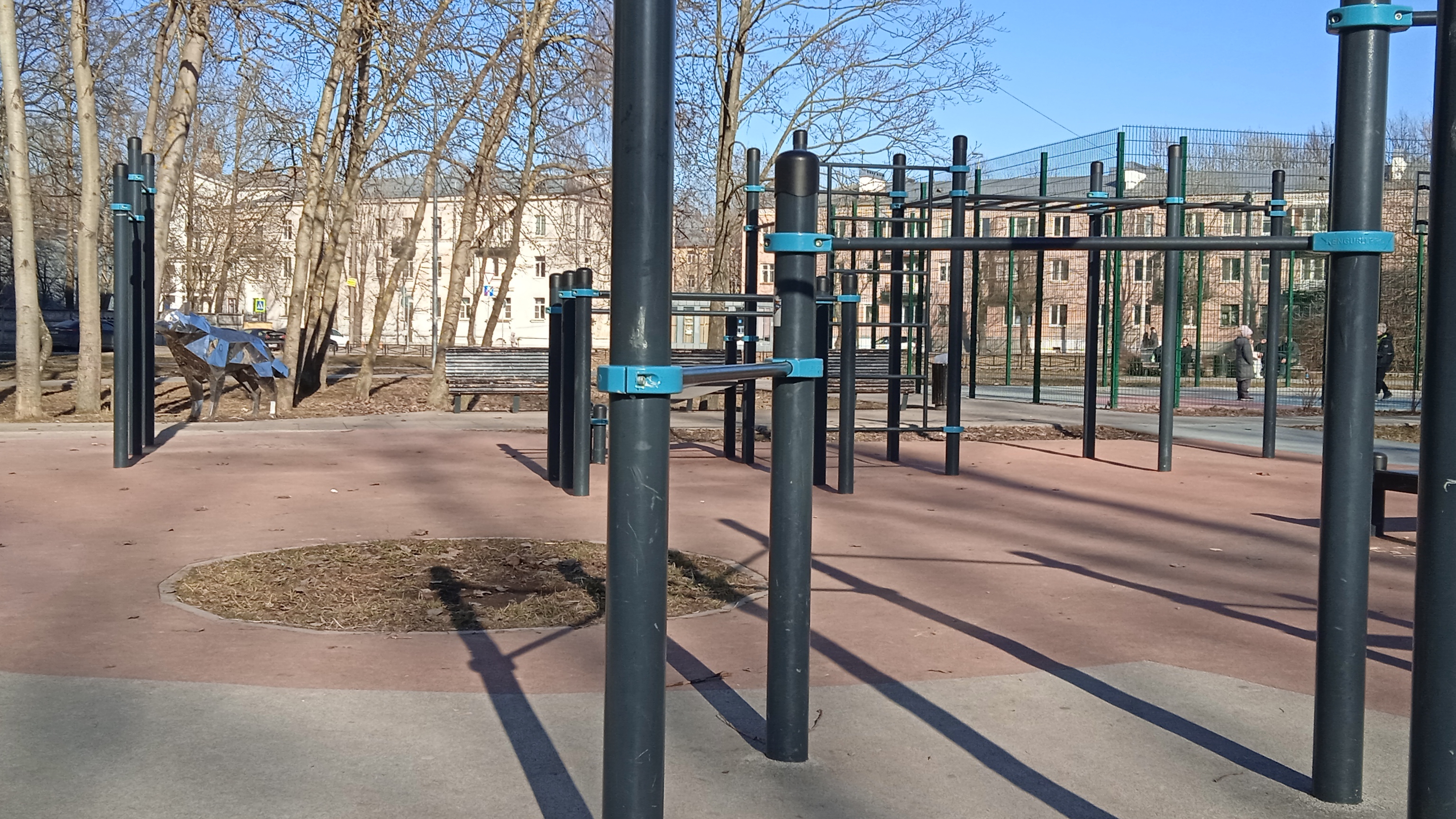 Турник , подход на 12