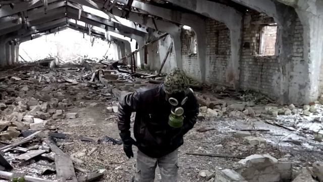 Кинопародия - 63 Максим против мутанта. Пародия на метро (отрывок из фильма Пустошь 1 сезон 4 серия)