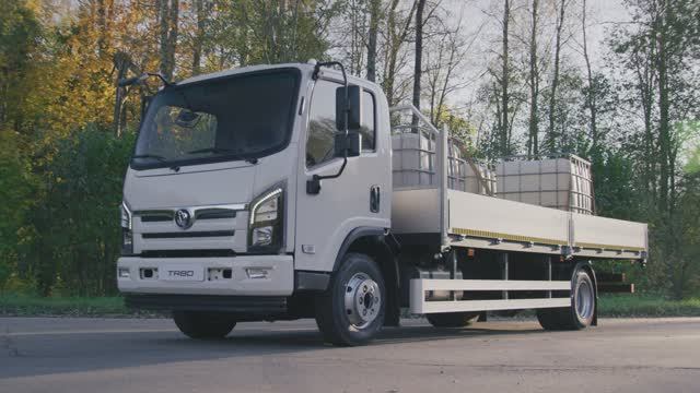Грузовой автомобиль Sollers TR80