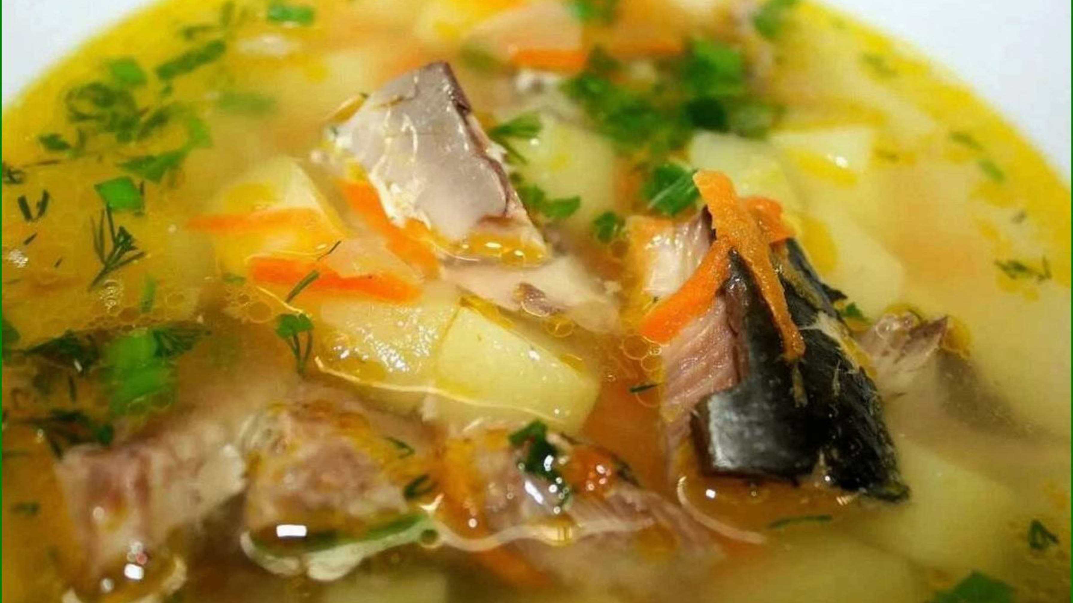 Вкусный легкий суп с сайрой