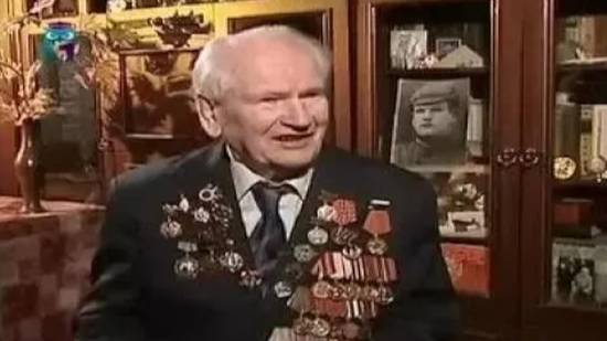 Борис Киселёв, бывший узник концлагерей, подпольщик, ветеран труда, отличник народного просвещения