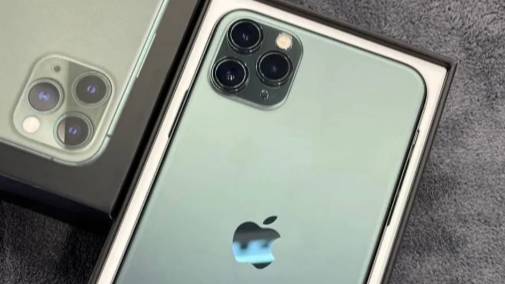 iPhone 11 Pro замена аккумулятора. Как поменять самому