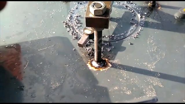 Станок расточно-наплавочный Sir Meccanica WS3 Прорезание отверстия в стальной плите