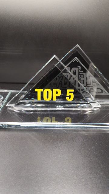 Награда из стекла
EN026