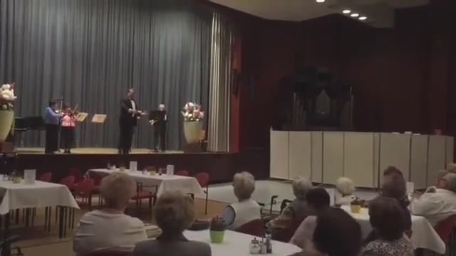 Романс "Дорогой длинною", солист Олег Усенко-Золотос.