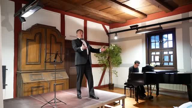 Ария Лепорелло со списком из оперы В.А. Моцарта "Дон Жуан", солист Олег Усенко-Золотос.