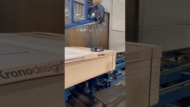 Полуавтоматическая стреппинг машина для обвязки грузов