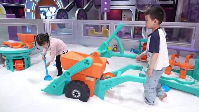 Тележка с ковшом