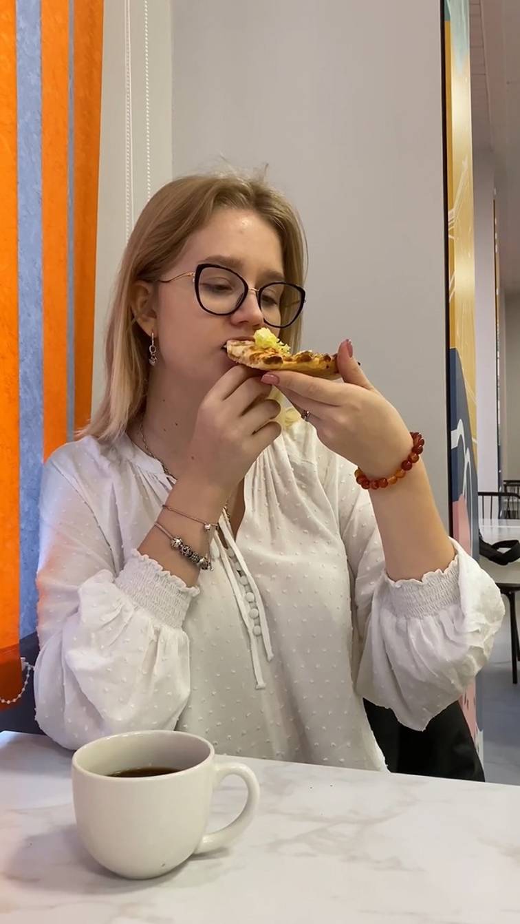 Лучшая пицца — в U-cafe #shorts