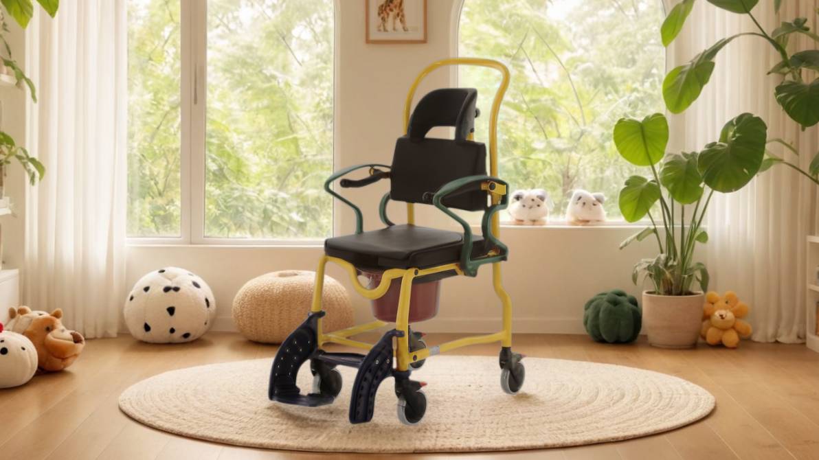 Кресло стул с санитарным оснащением Rebotec Аугсбург (ДЦП) 339.05.97