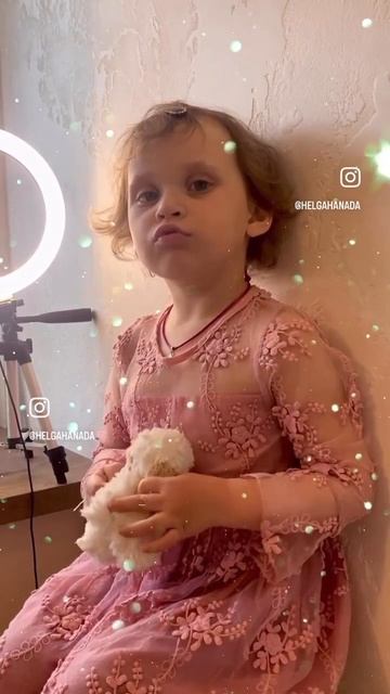 Девочка 4-х лет считает по-японски до 20 😃