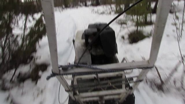 Мотобуксировщик УРАГАН .Три года эксплуатации .Весенний выезд за щукой .