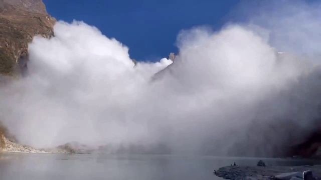 Непал, сход лавины.