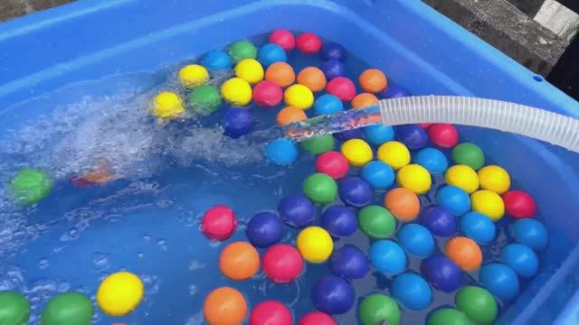 Развивающая игра для ребенка! Весело и поучительно! Звук бегущей  воды ASMR ☆