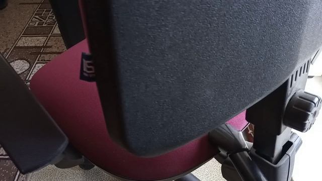 Пылесос Rombica MyClean Era. Применение насадки для мебели