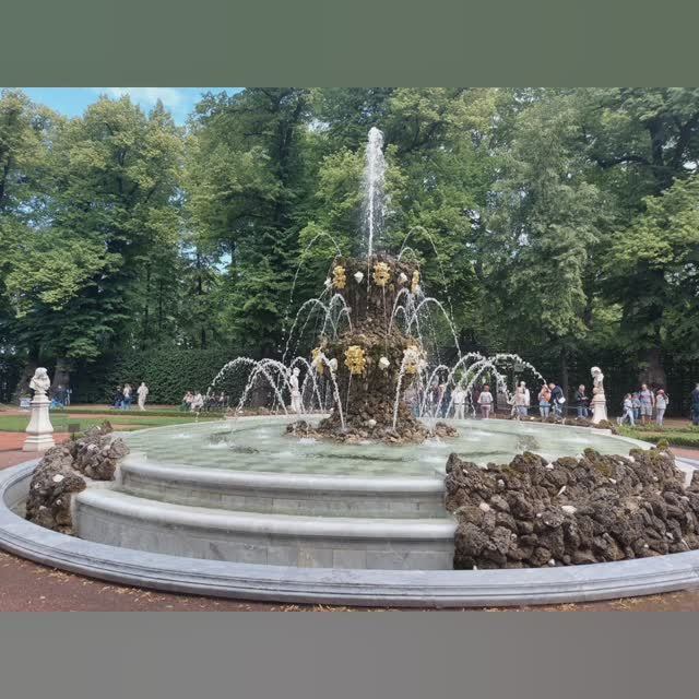 Налетела грусть, что ж, пойду пройдусь.mp4