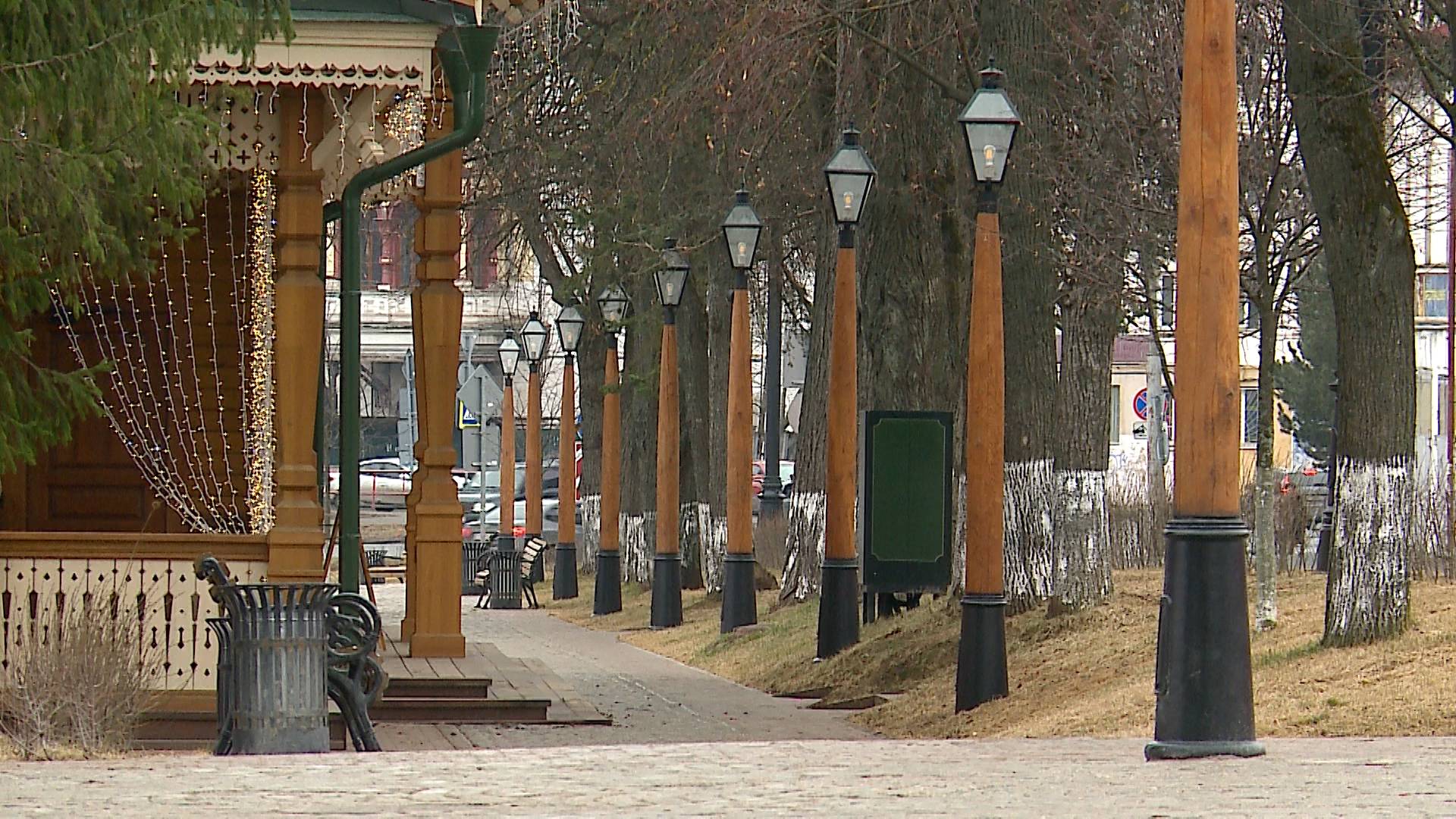 (Рыбинск-40) ПОЧЕМУ ЧЕРНЕЮТ ФОНАРИ?