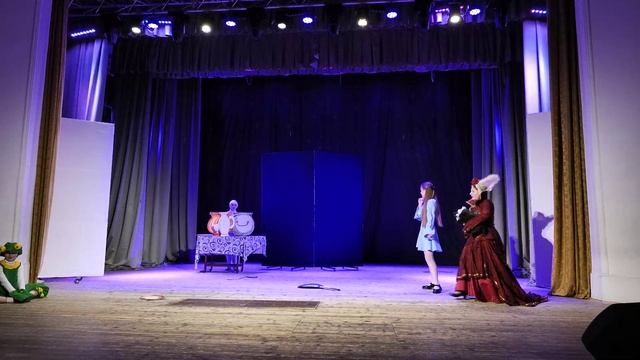 Предпоказ спектакля Алиса  в стране чудес