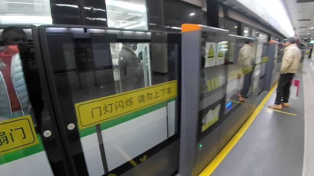 Шанхай. Чайный рынок, Железнодорожный вокзал Хунцяо.