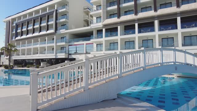 Отель Диаманд хотел анд СПА Турция Прогулка по прилегающему пляжу в шторм