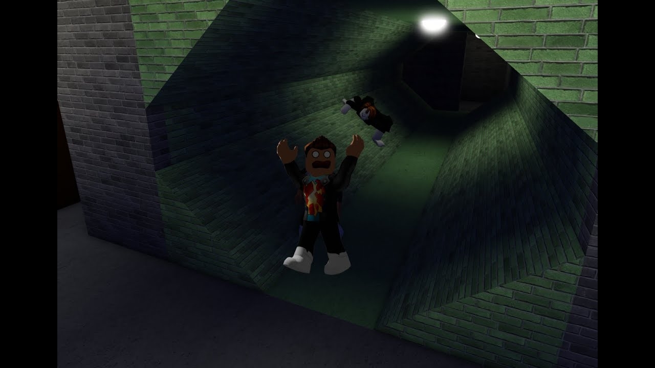 Попробуй выжить с сороконожкой в роблоксе с сестрой! Я вернулся на Ютуб!