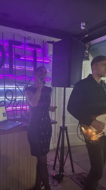 На открытии lounge бара