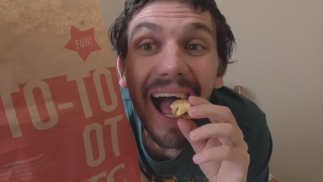 ОБЖОР НА ТВИСТЕР ДЖУНИОР В KFC