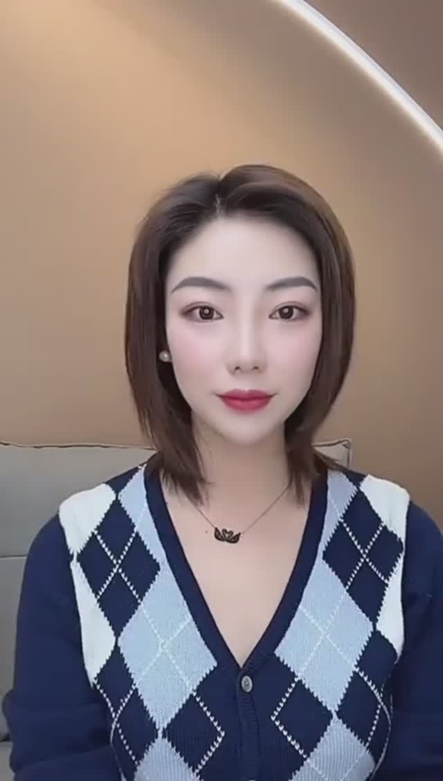 Натуральные волосы на заколках. Сайт магазина Parik-ru.ru