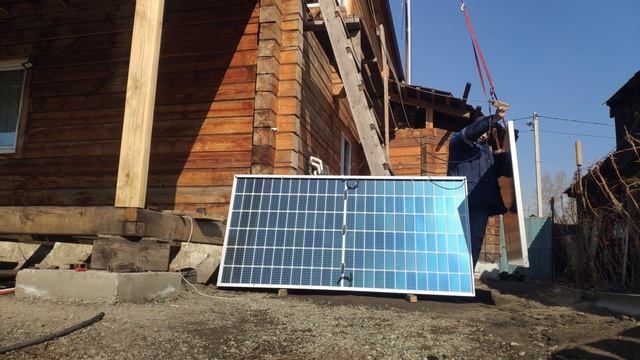 Еще три солнечные батареи на балкон. Бесплатное электричество On-grid