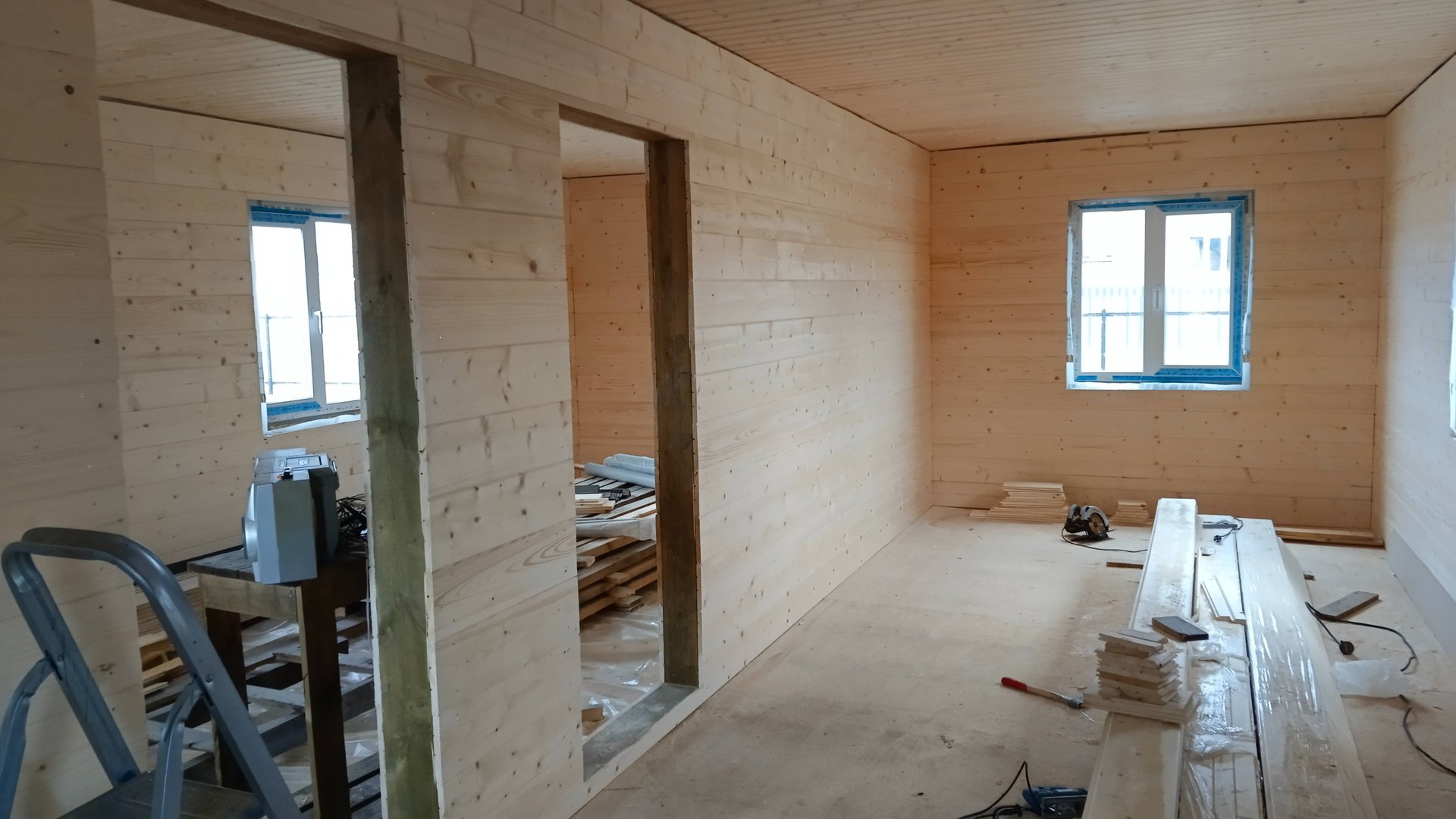 Обшиваю стены имитацией бруса