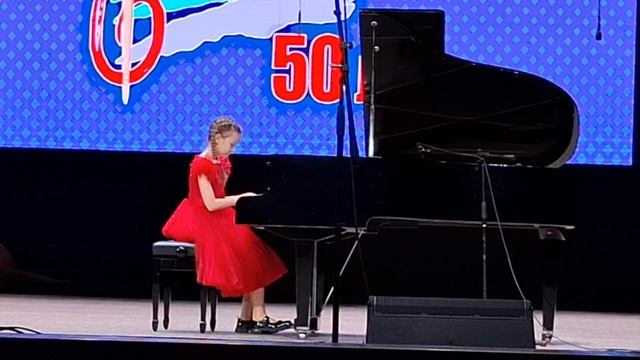 Выступление на отчетном юбилейном концерте   ДШИ №7