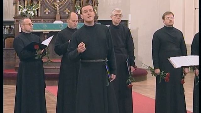 17. Русская народная песня «Вечерний звон». Солист Заслуженный Артист РФ Алексей Маслов