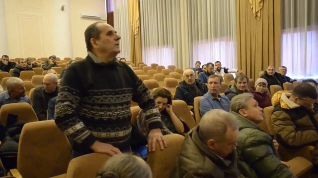 Реплика с места на собрании пчеловодов Тюменской области