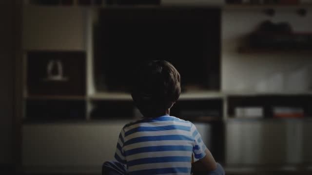 2 Медиа и Мозг _Взирая мы становимся рабами _Скотт Ритшем 2013