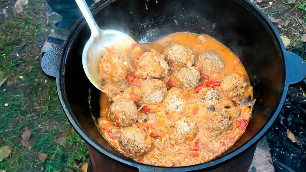 Тефтели с овощами!. Шикарное блюдо в казане! ! Невероятный вкус!